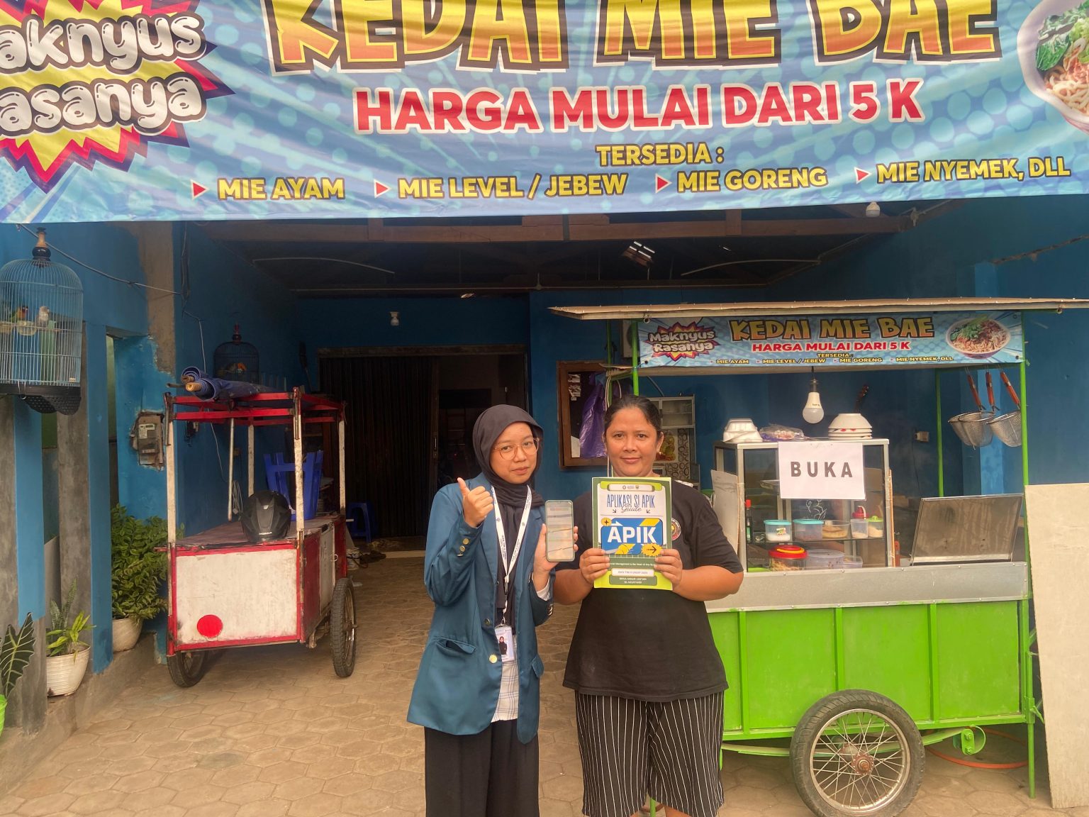 Mahasiswa KKN UNDIP Bantu UMKM Desa Sembojo Naik Kelas dengan Aplikasi SIAPIK | Krajan