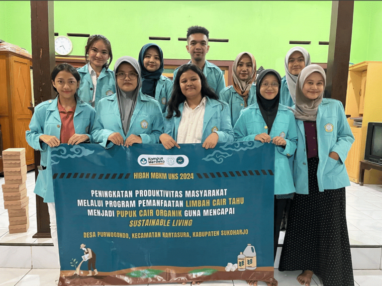 Tim Hibah MBKM ID 1133 UNS Kenalkan Pemanfaatan Limbah Cair Tahu ...