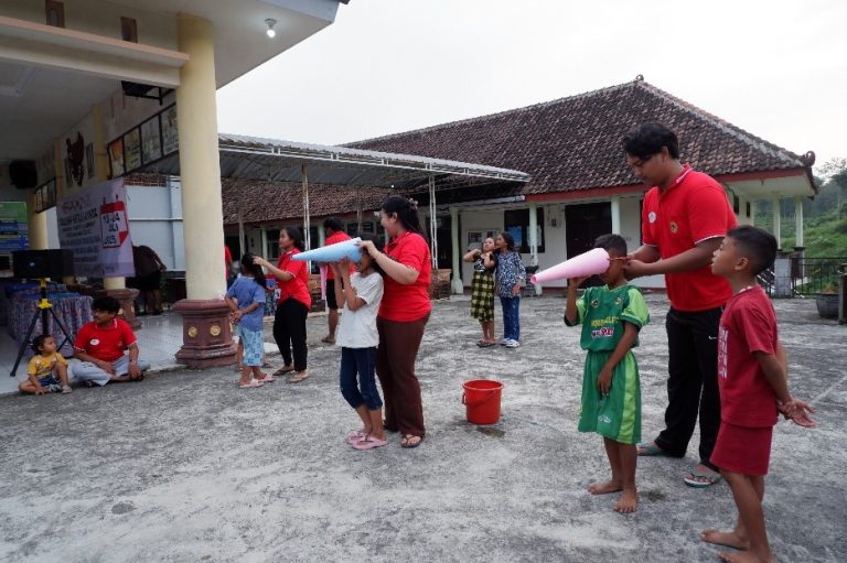 Melestarikan Permainan Tradisional Lewat Lomba di Desa Duyung | Krajan