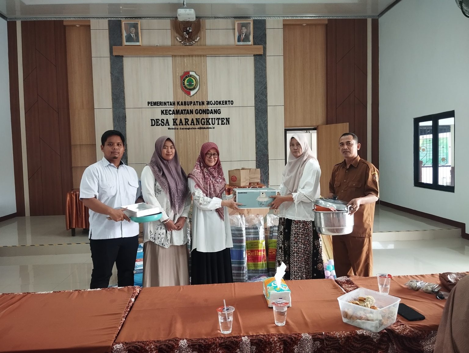 PKM UPN Veteran Jatim Ubah Lele Jadi Produk Unggulan Karangkuten dengan ...